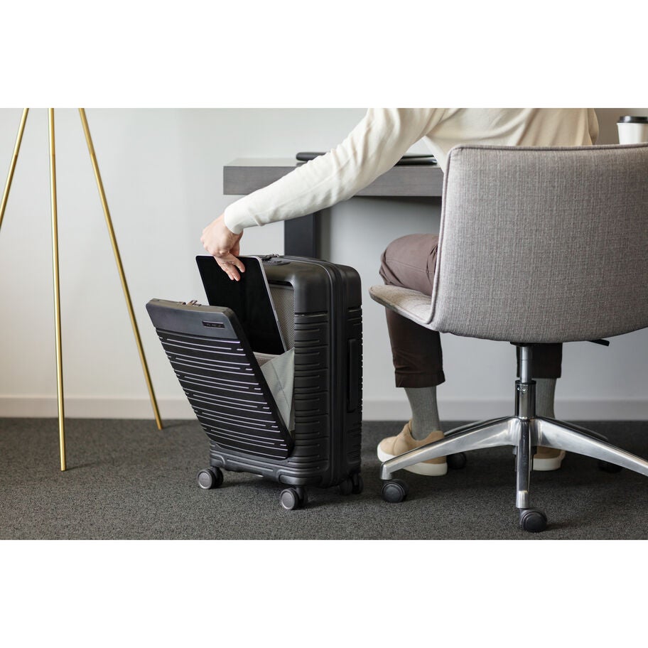 Elevation™ Plus Spinner | Carry-On Hardside Luggage | Samsonite Canada