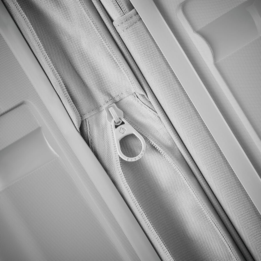 Outline Pro Medium Spinner | Hardside Medium Checked Luggage ...